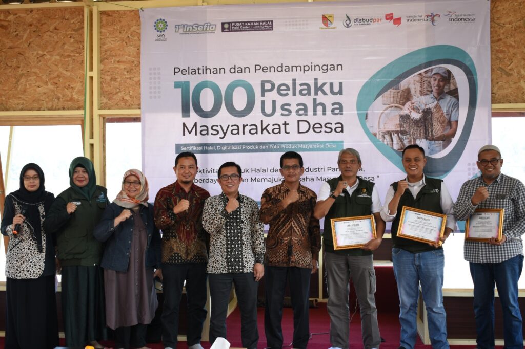 Eksyar UIN Bandung Lakukan Pendampingan 100 Sertifikasi Halal Gratis ...